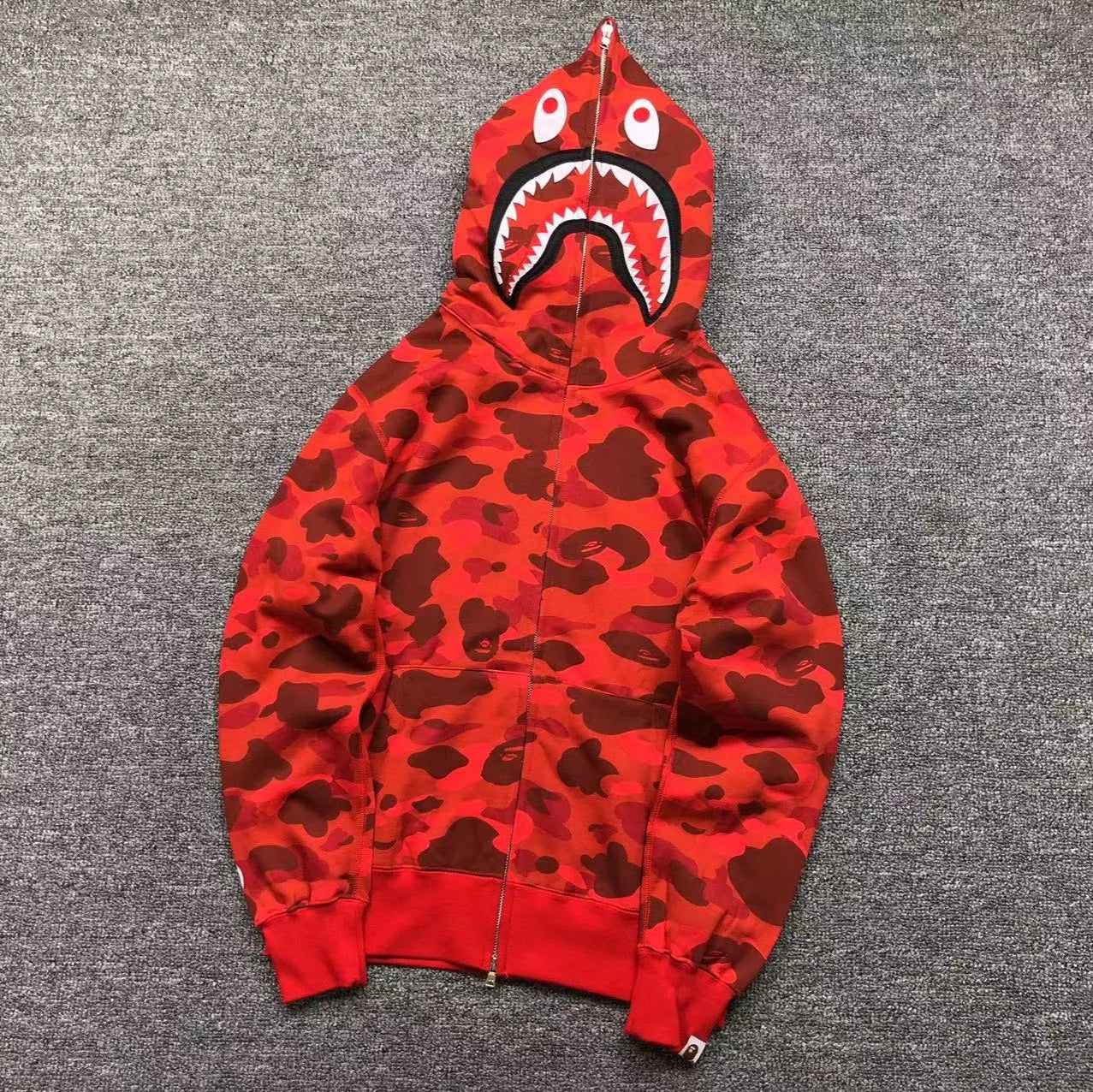 Campera Bape Color Camo Shark Full Zip Roja - Drip Store Argentina