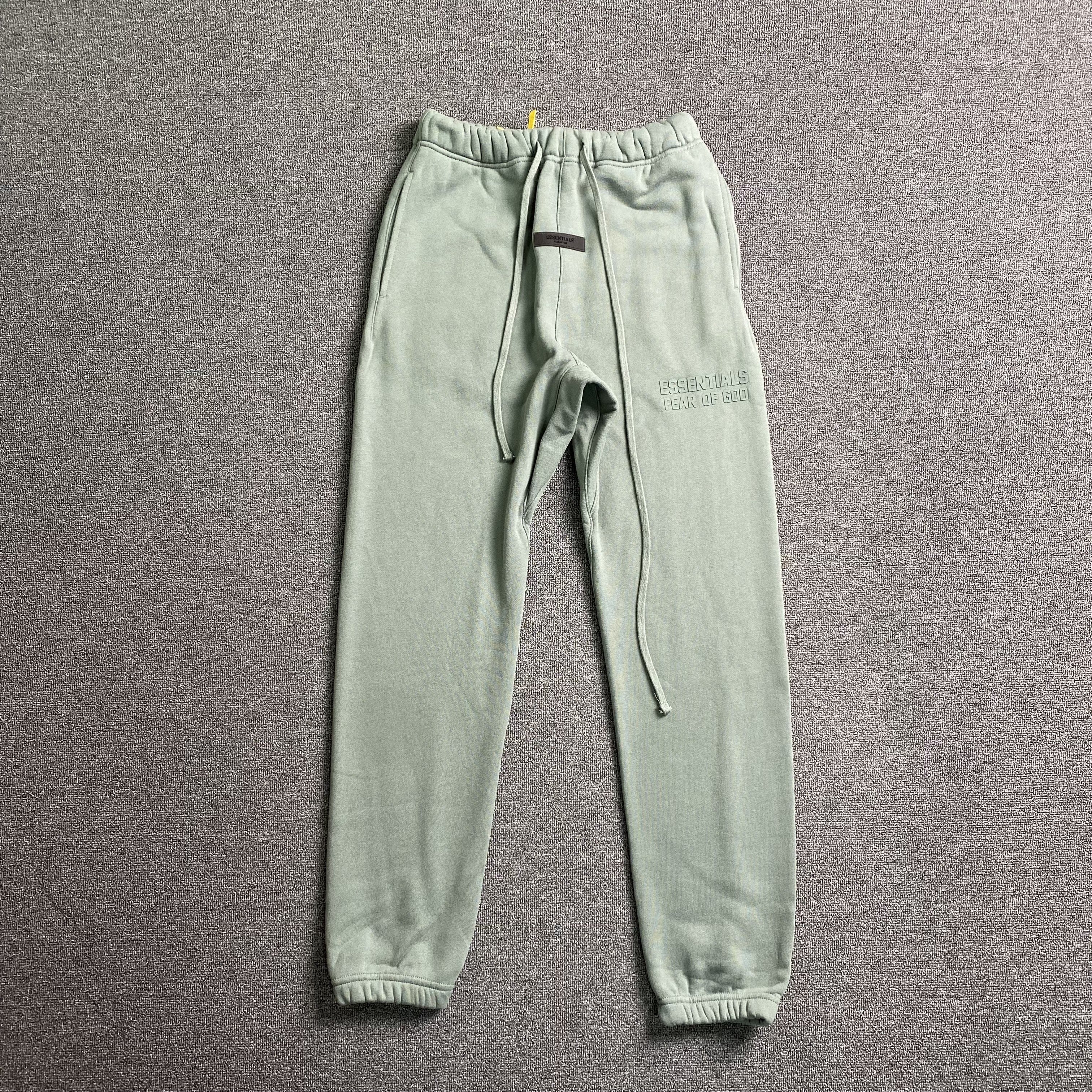 Pantalón Fear of God Essentials Sycamore - Drip Store Argentina