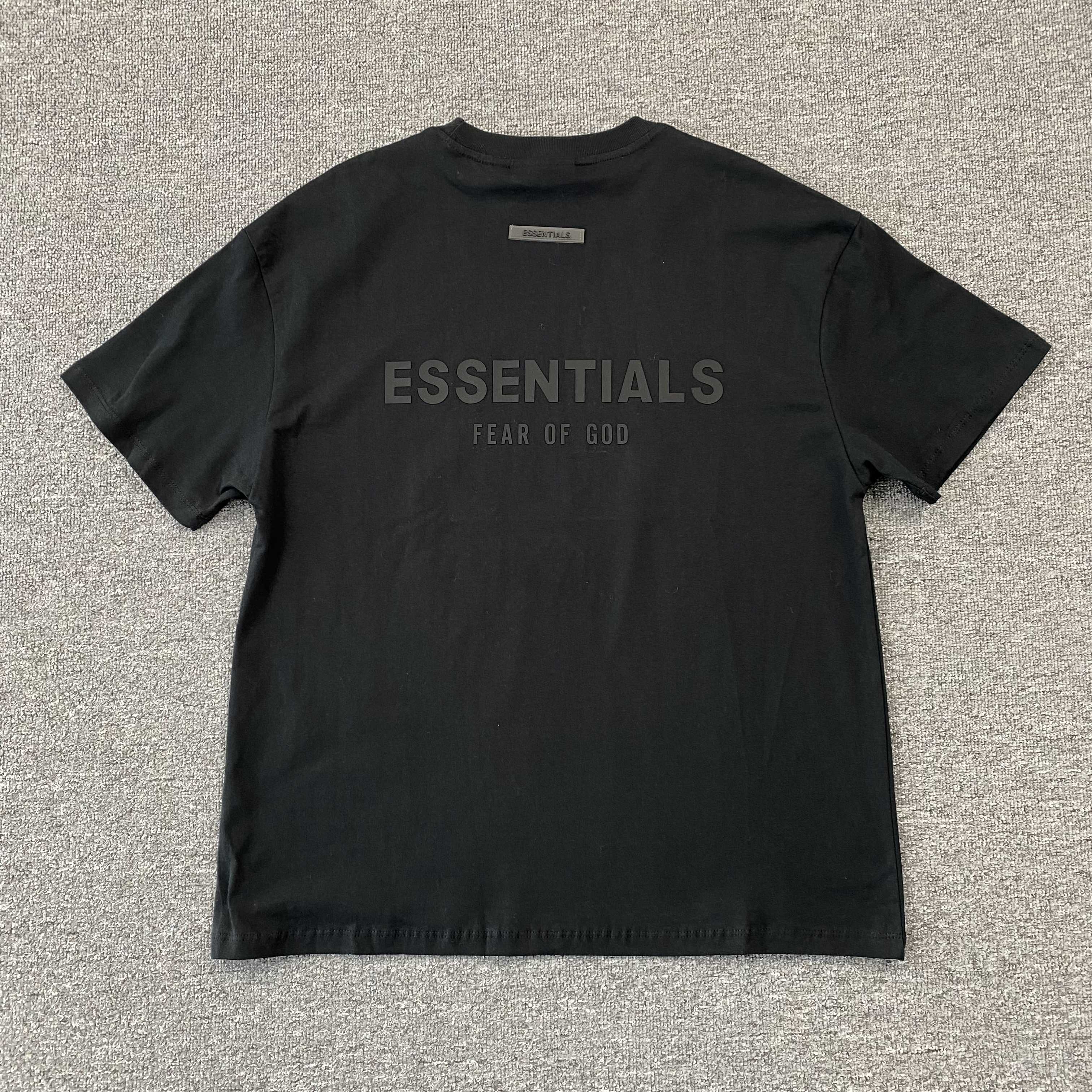 Remera Fear Of God Essentials Negra - Drip Store Argentina