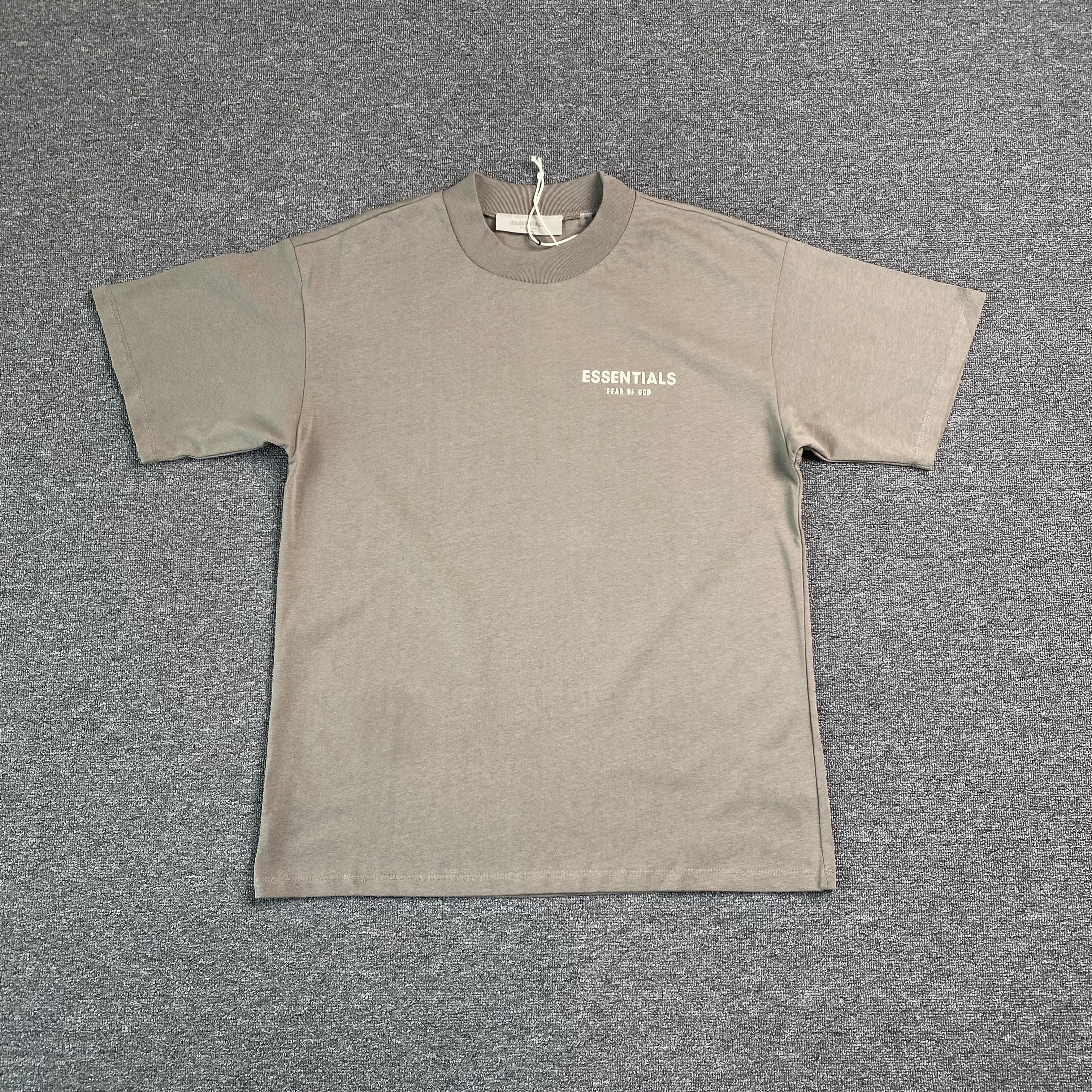 Remera Fear of God Essentials Desert Taupe - Drip Store Argentina