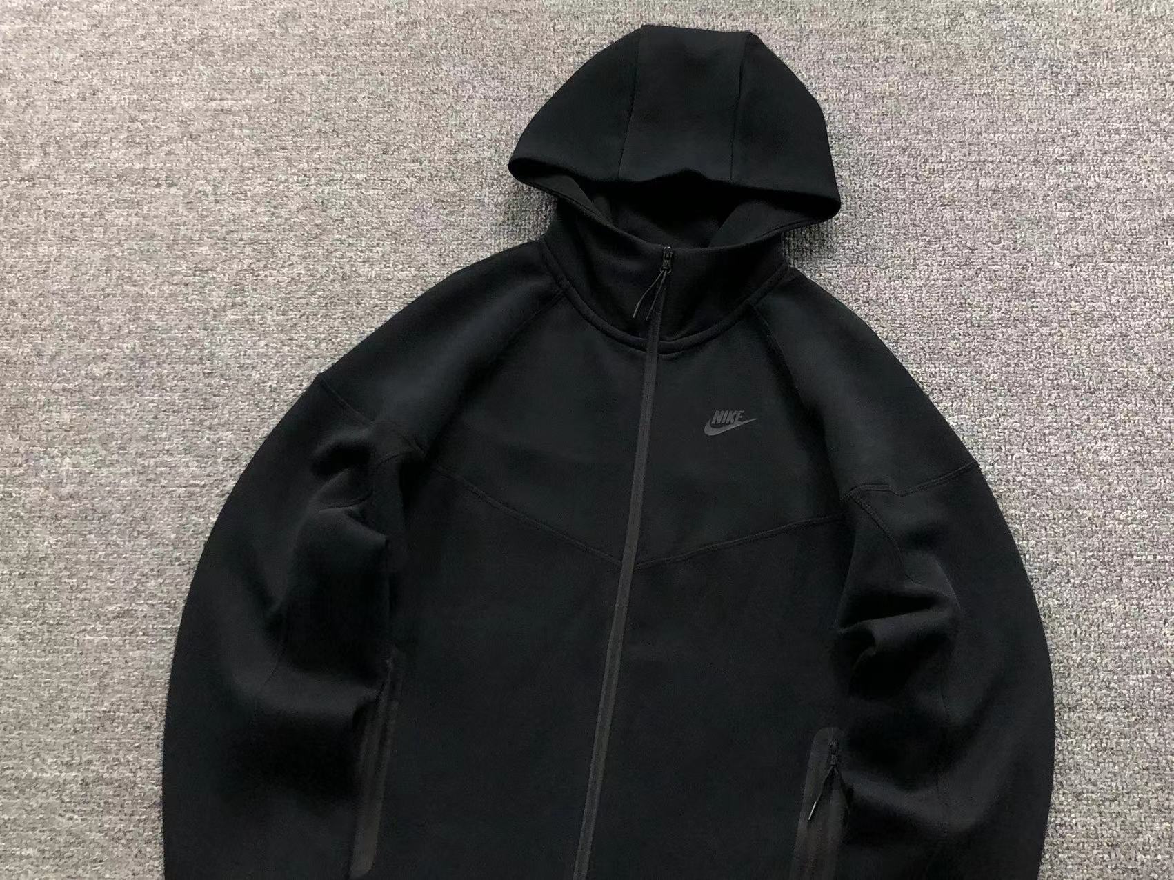 Conjunto Nike Tech Fleece Negro - Drip Store Argentina