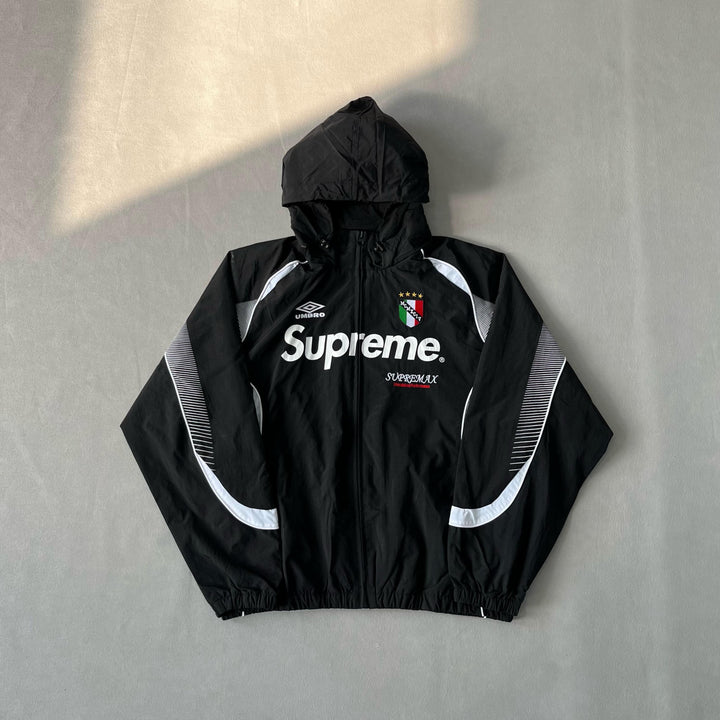 Compra ropa SUPREME al mejor precio - Drip Store Argentina